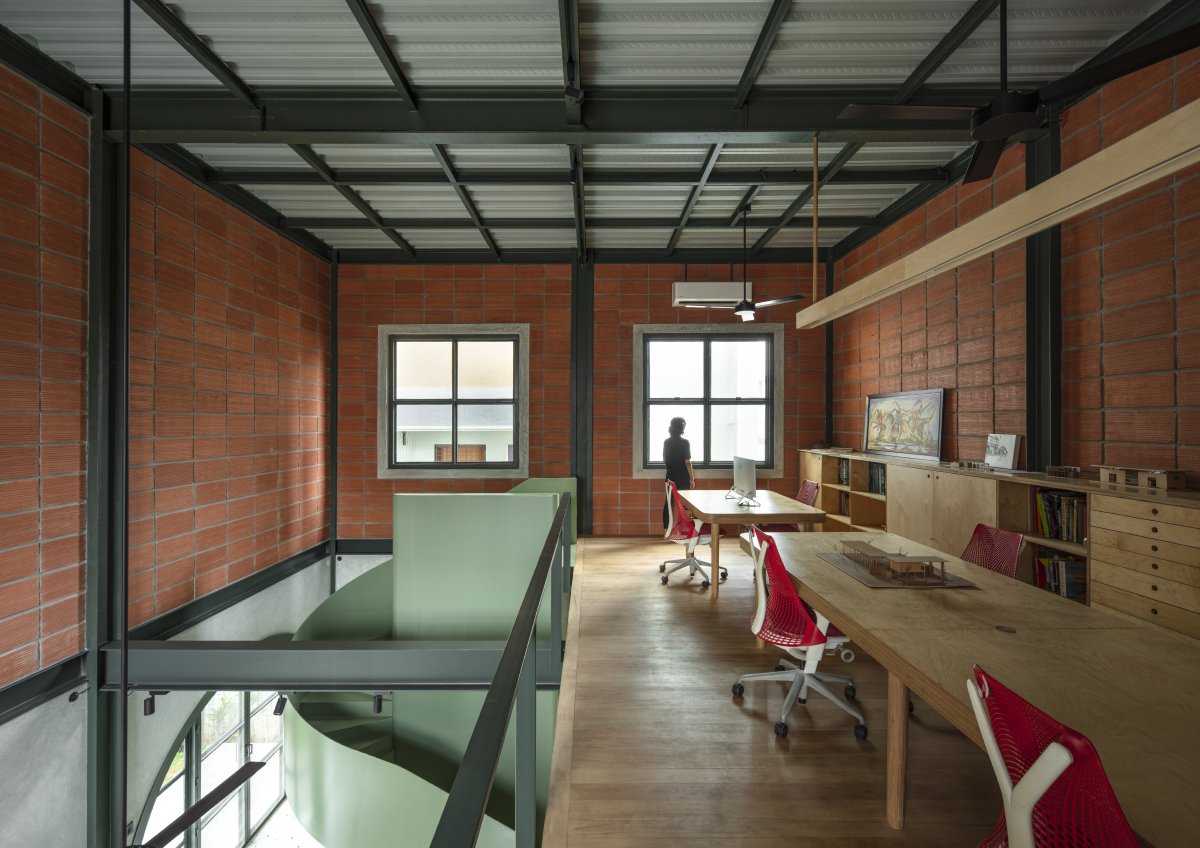 YinjiSpace - Taliesyn x Taliesyn 123 Studio